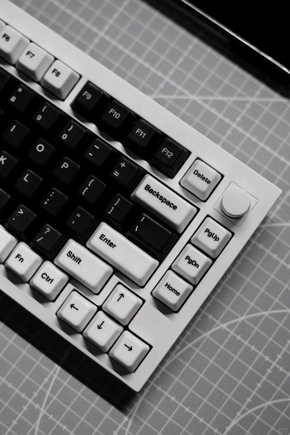 Ceramic Matte Cherry MX Keycaps